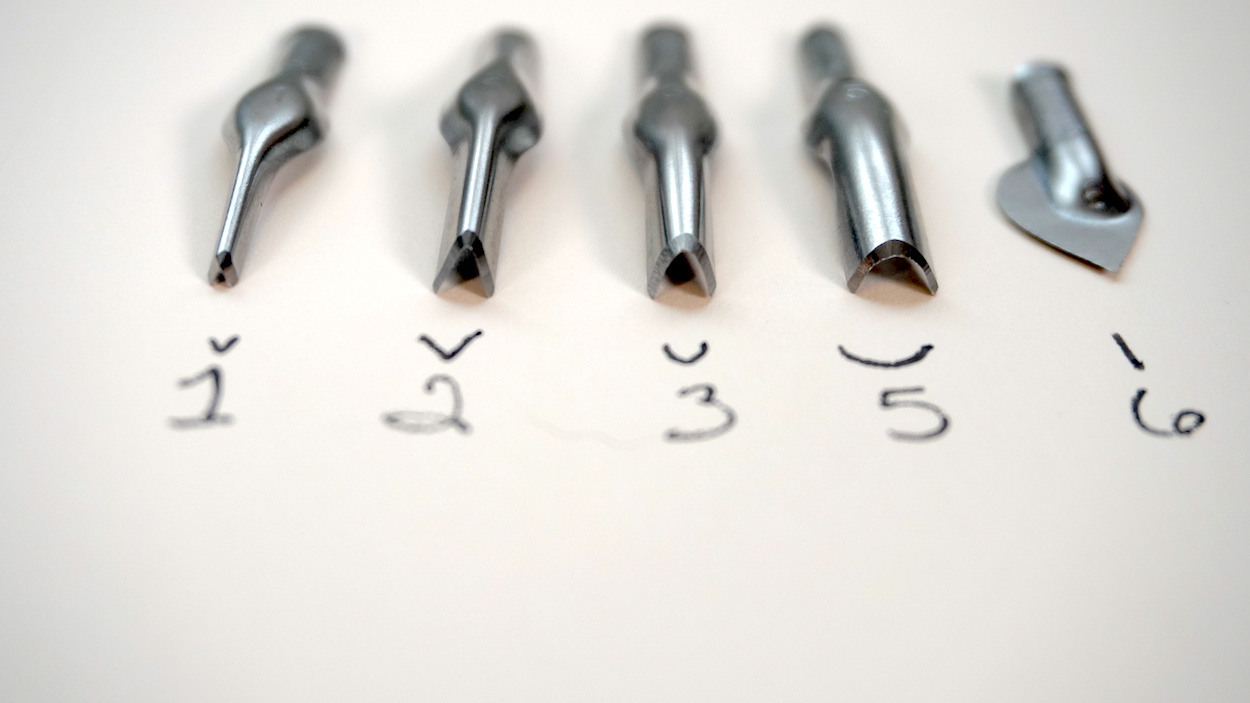 Speedball linoleum cutter review › The Weekend Beckons